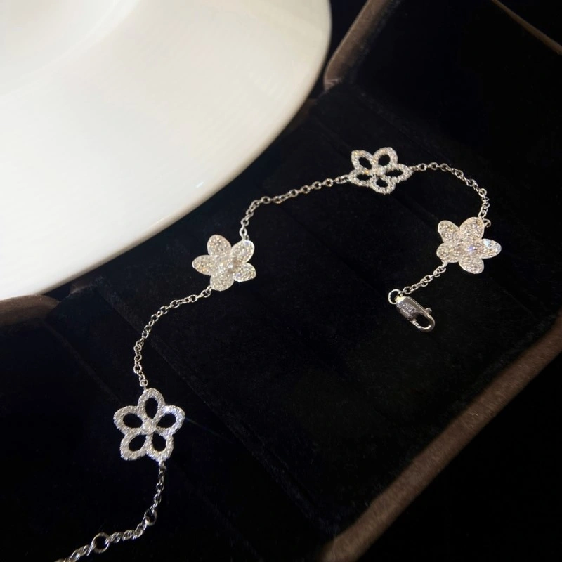Low-cost Graff Bracelets