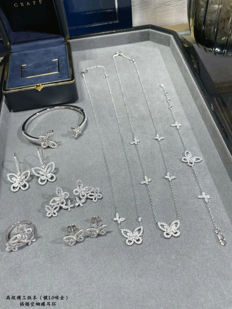 Precise copy Graff Earrings