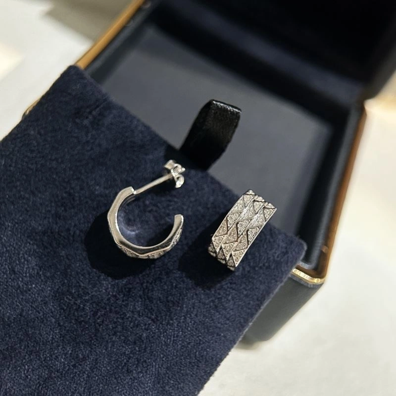 Precise copy Graff Earrings
