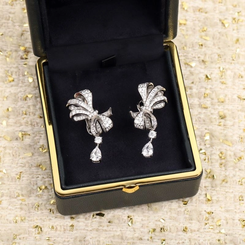 Brand-authenticated Graff Earrings