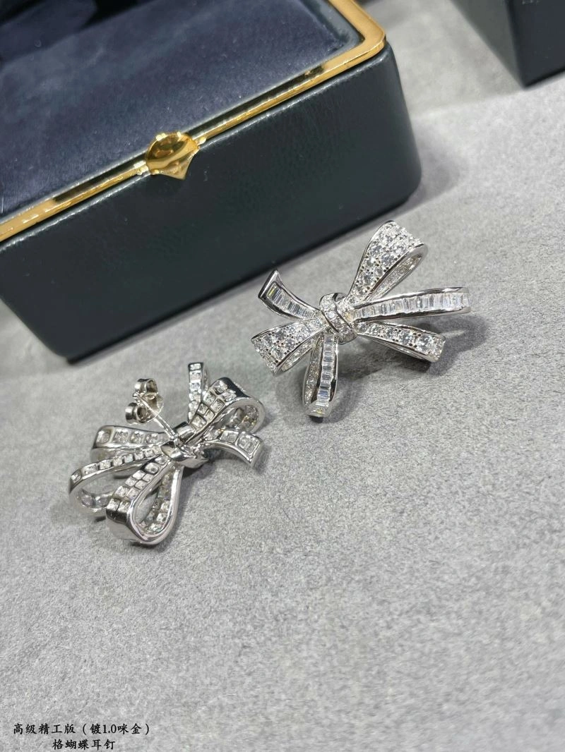 High accuracy Graff Earrings