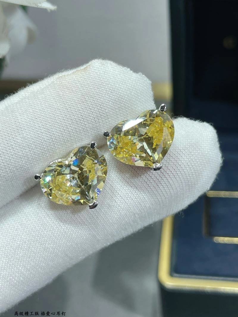 Accurate model Graff Earrings