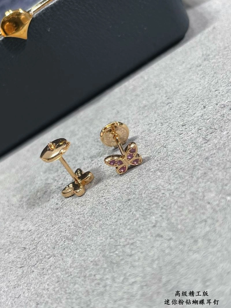 Indistinguishable Graff Earrings