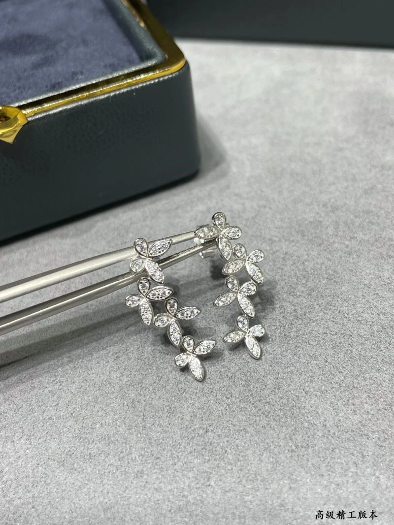 Accurate model Graff Earrings