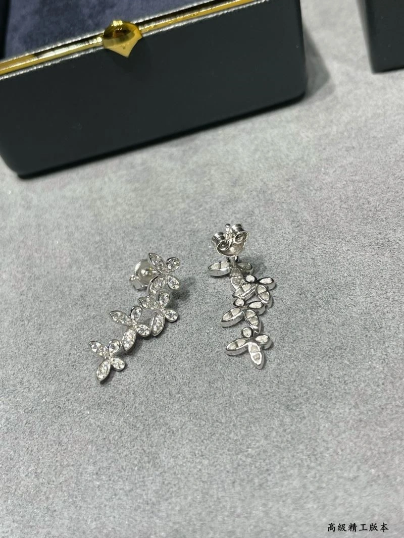 Accurate model Graff Earrings