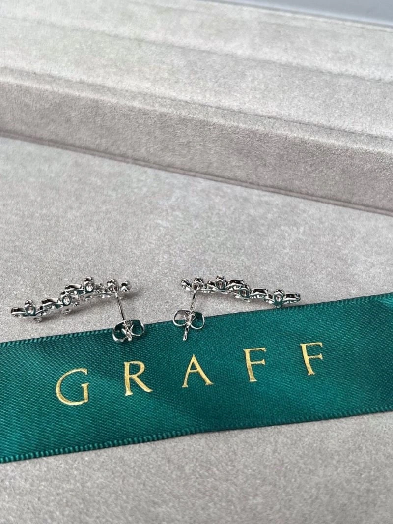 Low-cost Graff Earrings