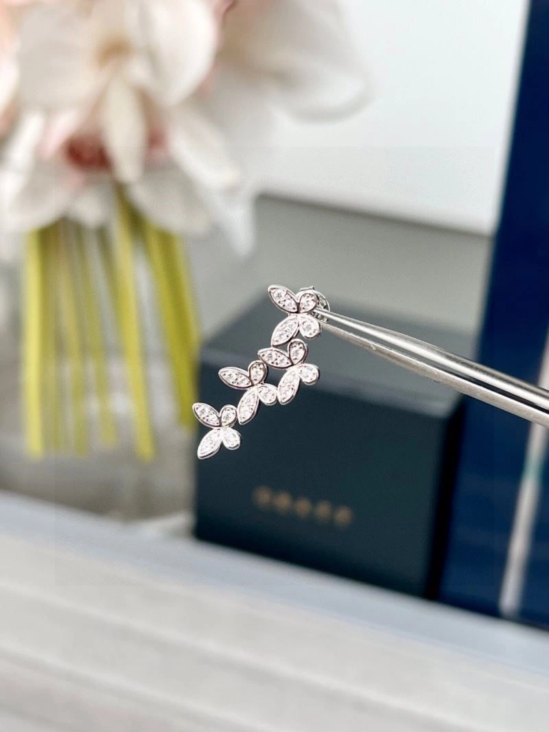 Low-cost Graff Earrings