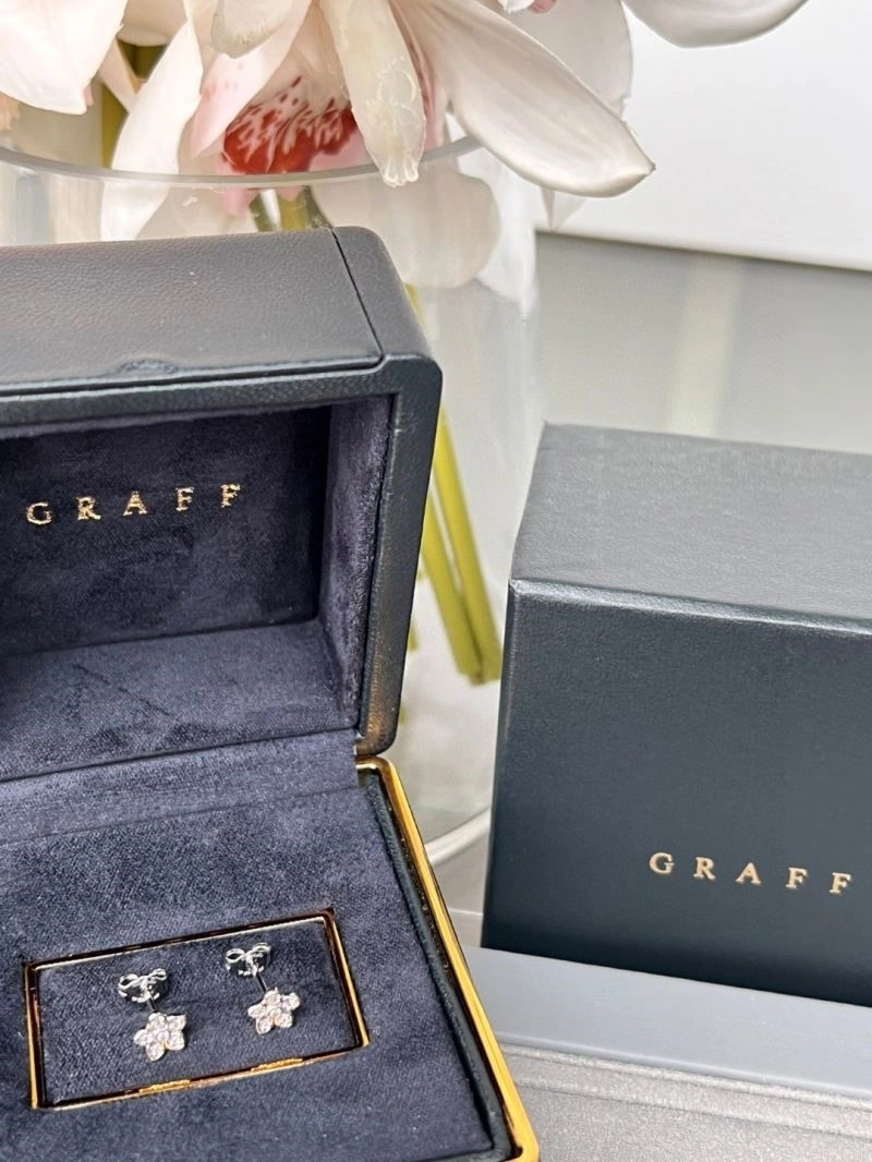 Accurate model Graff Earrings