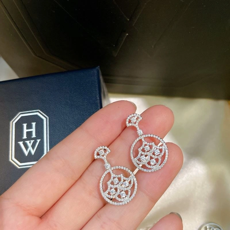 Value-priced Graff Necklaces