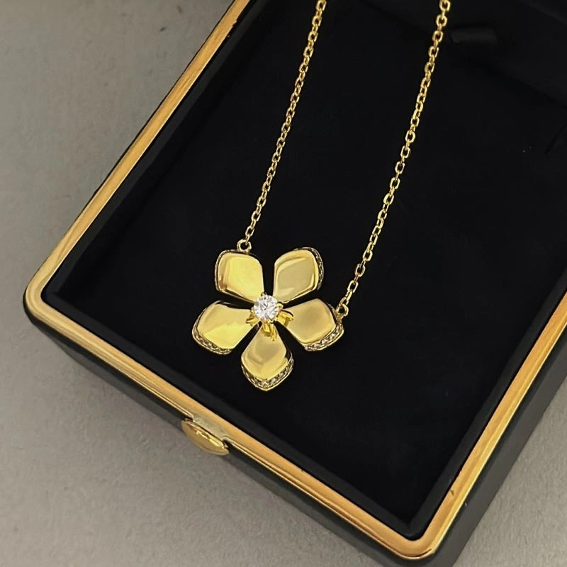 Original Graff Necklaces