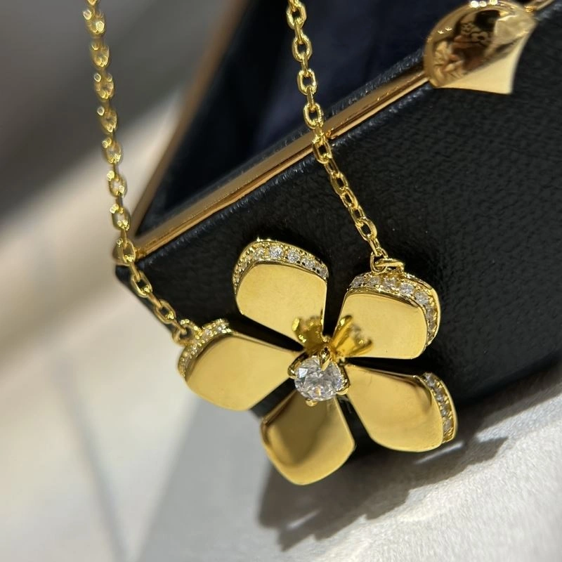 Original Graff Necklaces