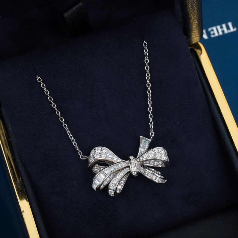 Brand-original Graff Necklaces