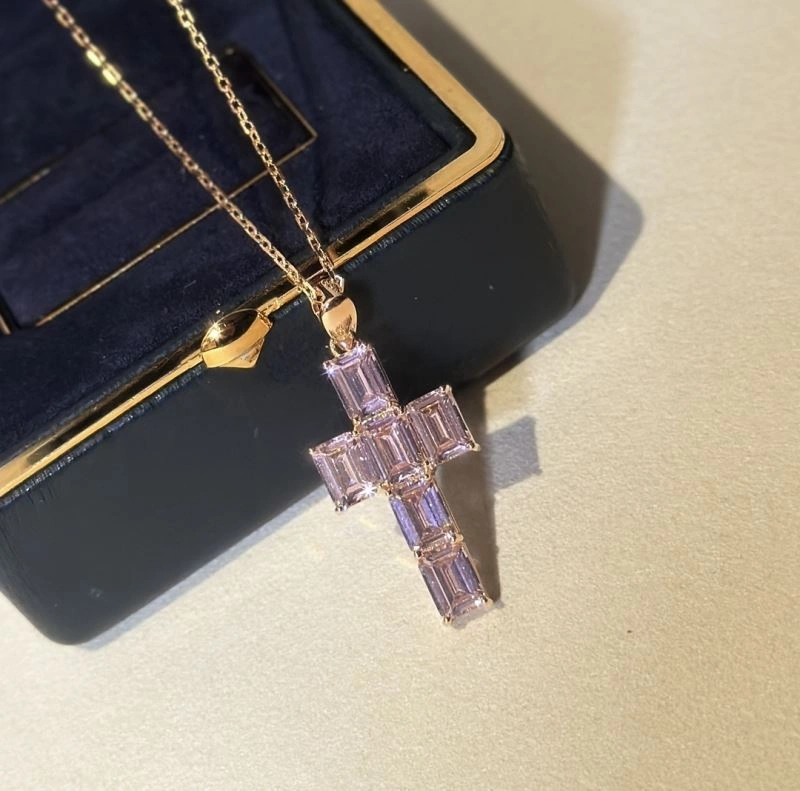 Discounted Graff Necklaces