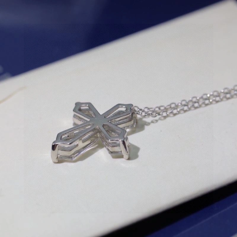 Bargain Graff Necklaces
