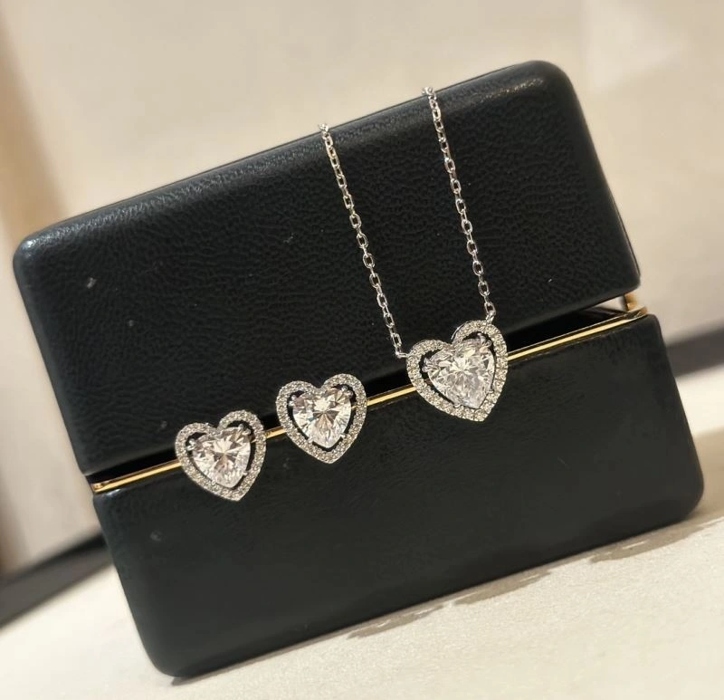 Affordable Graff Necklaces