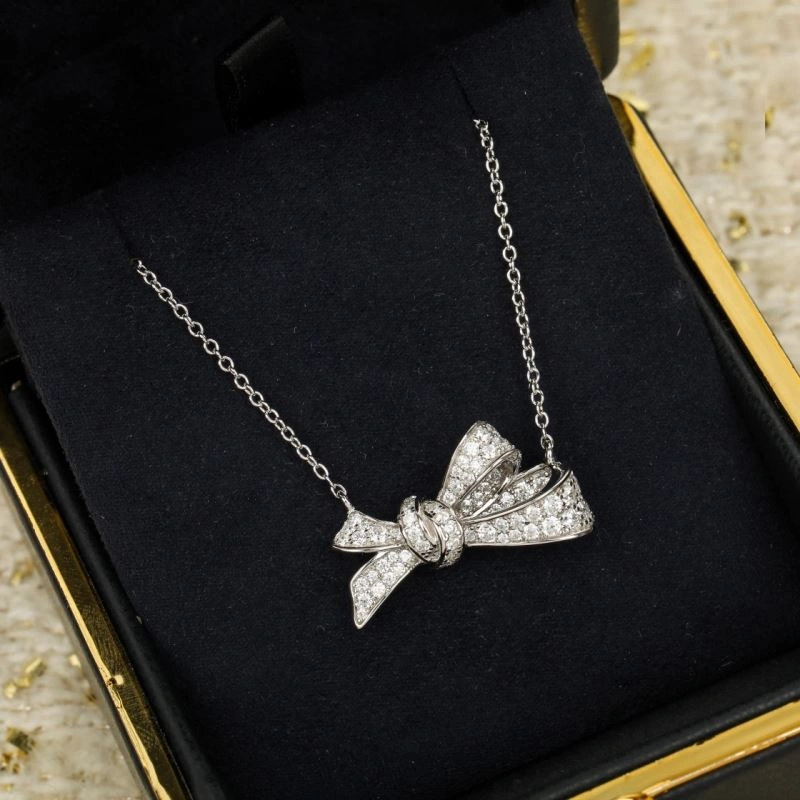 Bargain Graff Necklaces