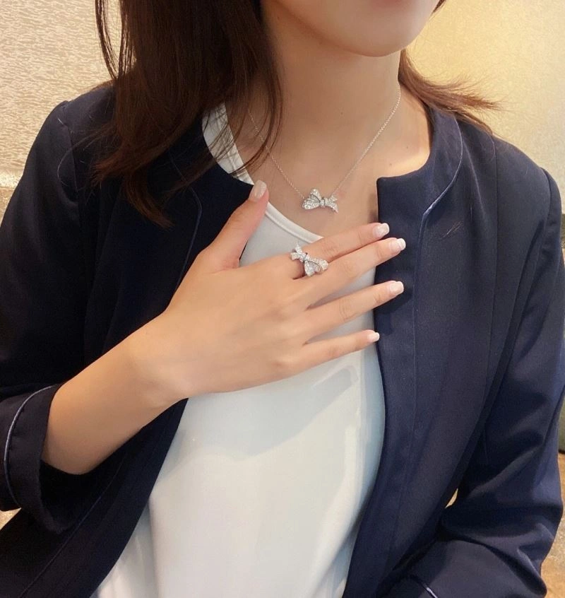 Bargain Graff Necklaces