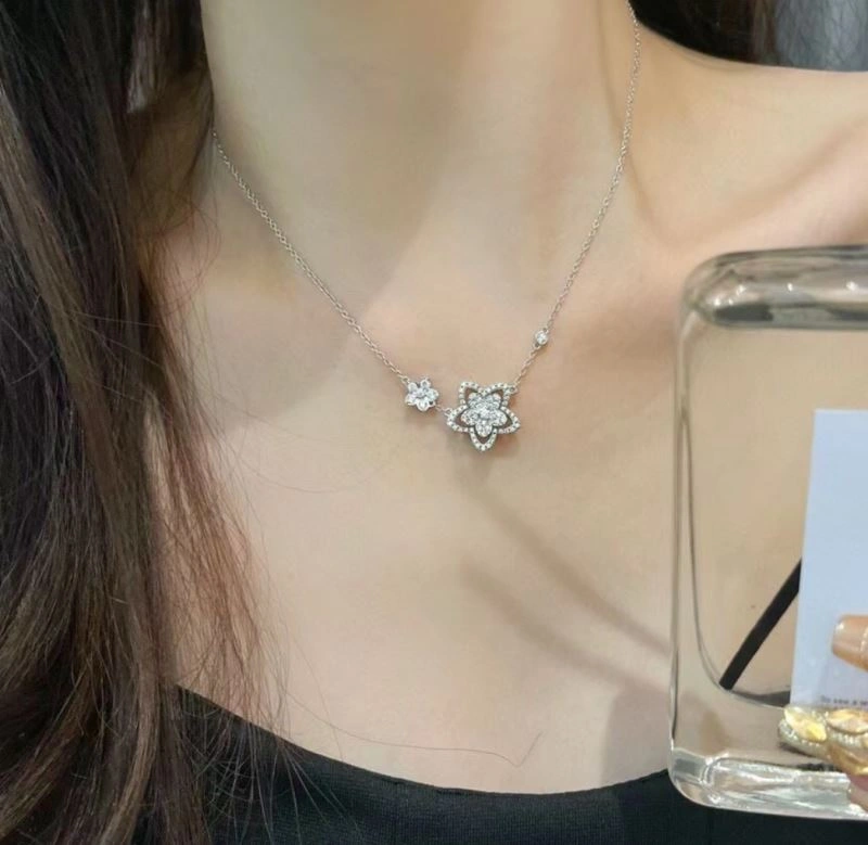Factory-made Graff Necklaces