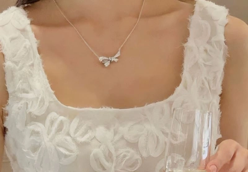 Reasonably priced Graff Necklaces