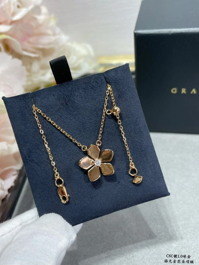 Indistinguishable Graff Necklaces