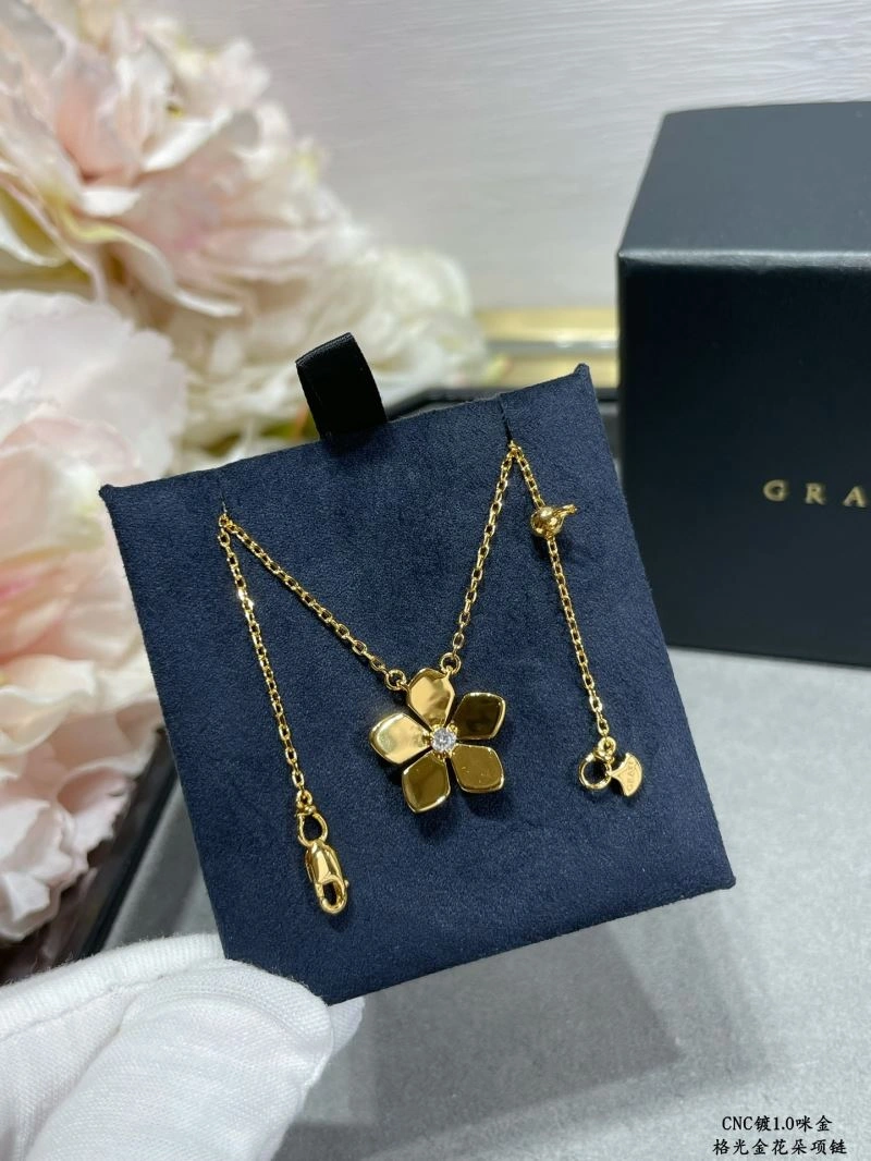 Indistinguishable Graff Necklaces