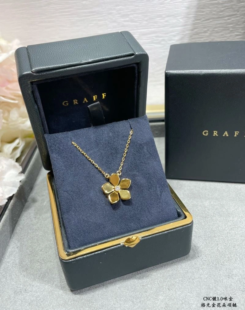 Indistinguishable Graff Necklaces