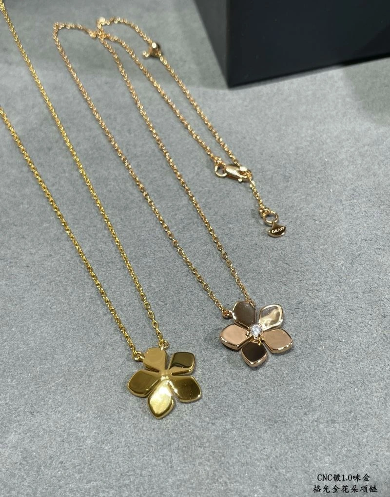 Indistinguishable Graff Necklaces