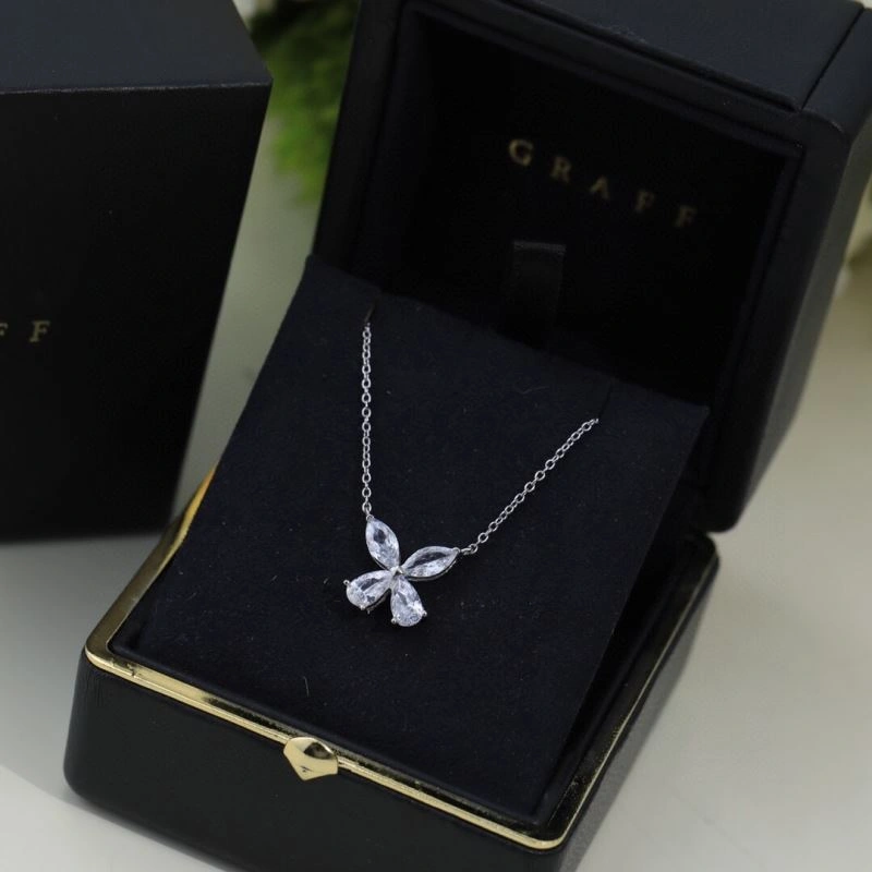 Top mirror Graff Necklaces