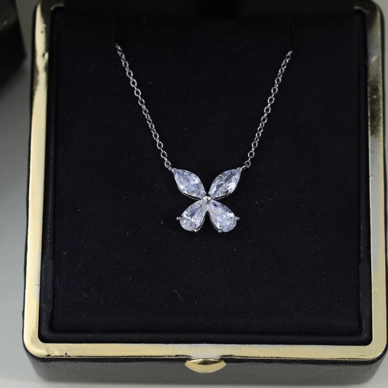 Top mirror Graff Necklaces