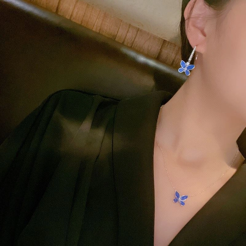 Accurate model Graff Necklaces