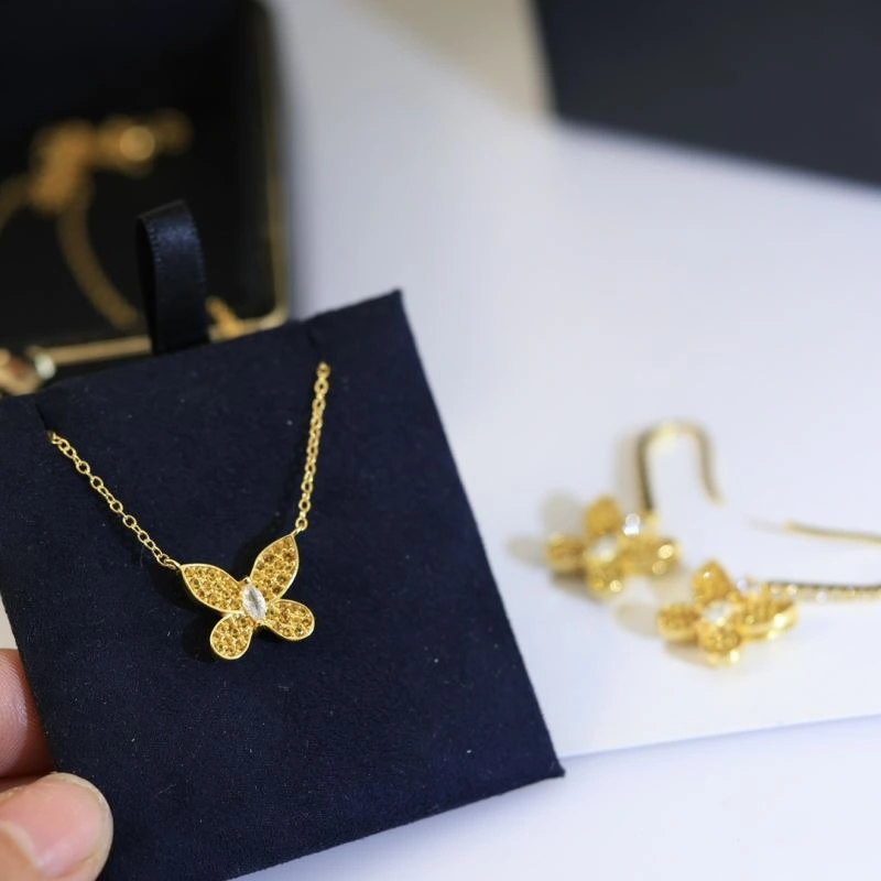 Graff Necklaces