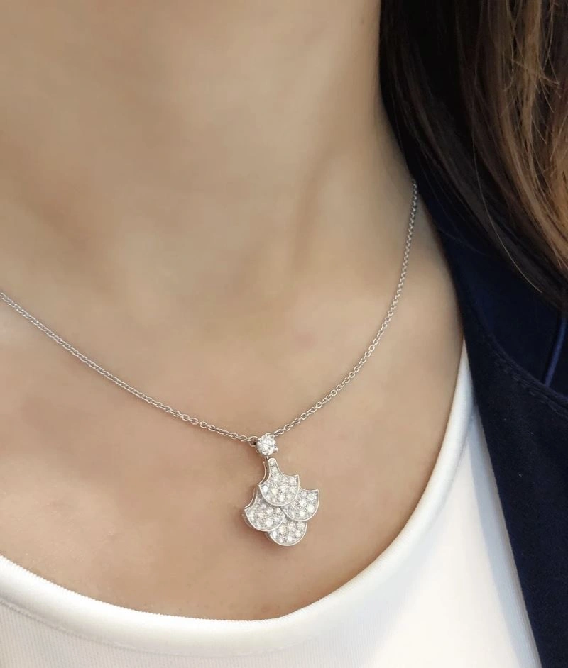 Inexpensive Graff Necklaces