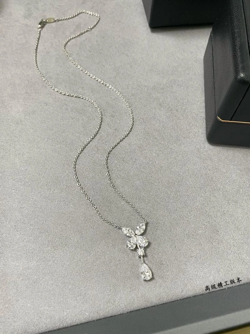 Top match Graff Necklaces
