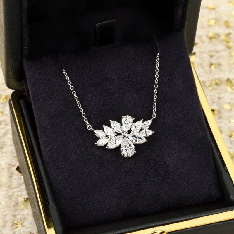 Brand-original Graff Necklaces