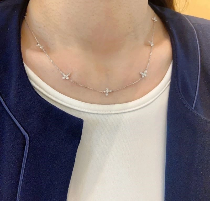 Top match Graff Necklaces