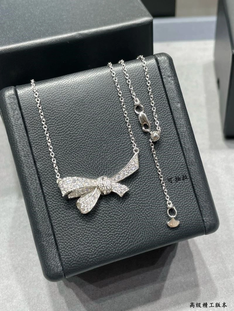 Official Graff Necklaces
