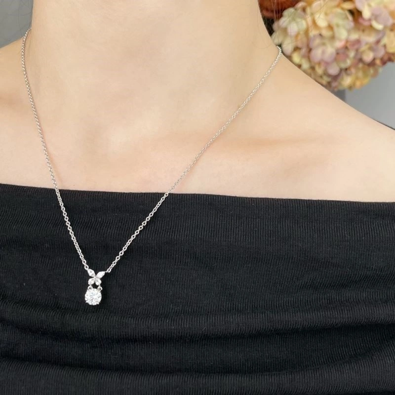 Value-priced Graff Necklaces