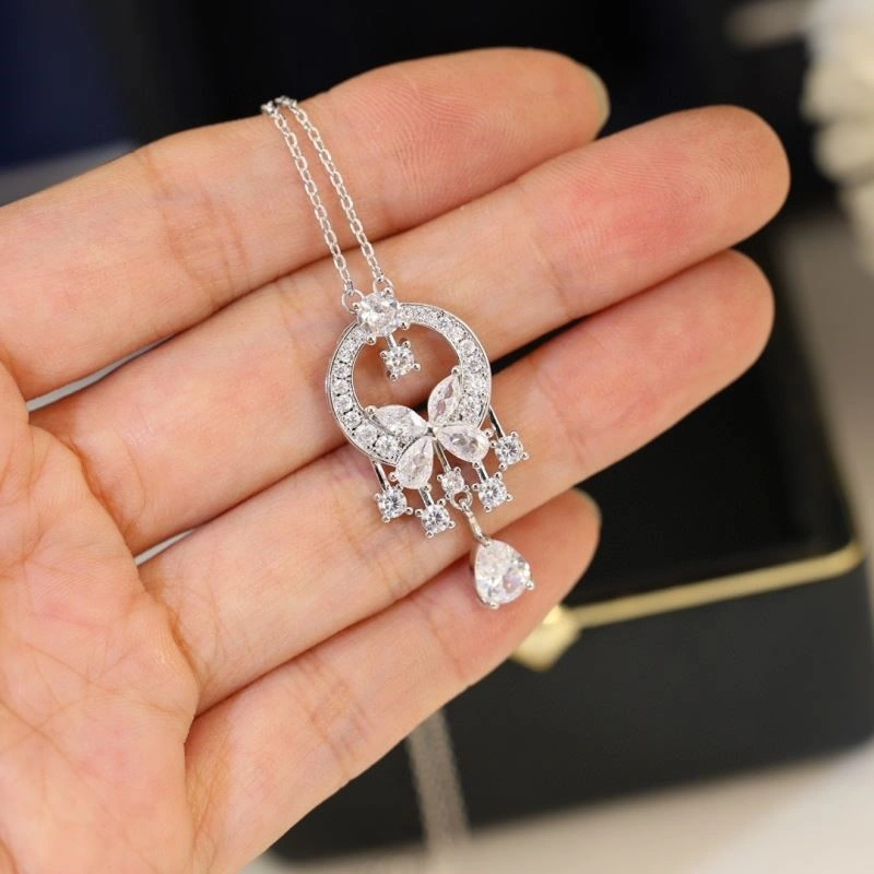 Discounted Graff Necklaces