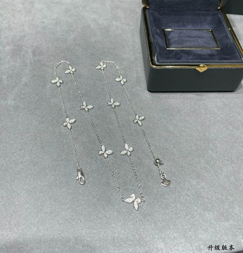 Cut-rate Graff Necklaces
