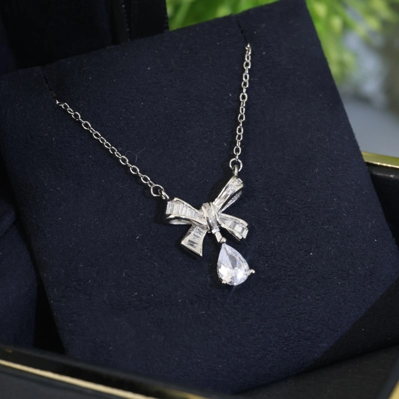 Top match Graff Necklaces