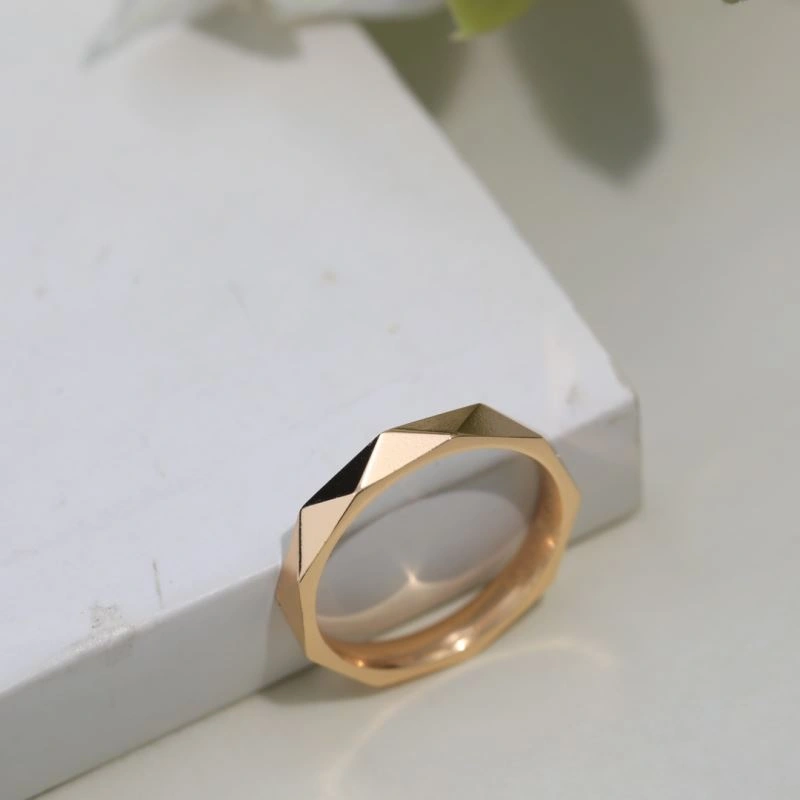 Indistinguishable Graff Rings