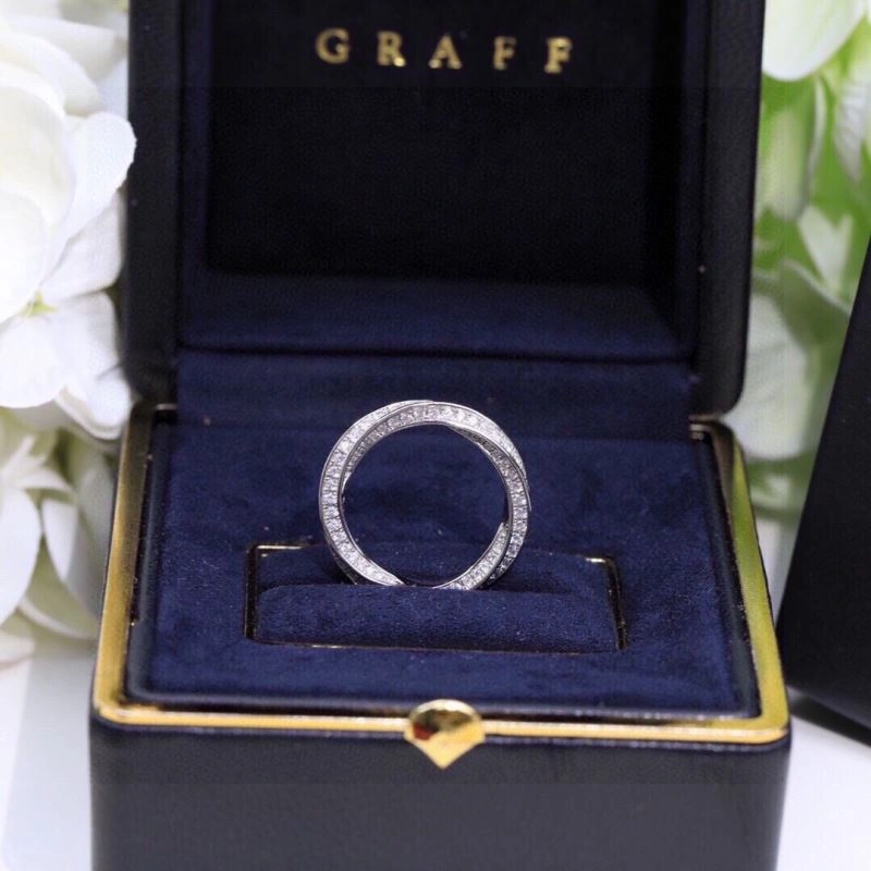 Brand-original Graff Rings