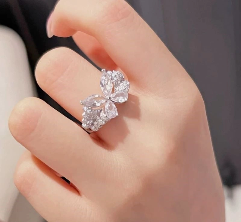 Top mirror Graff Rings