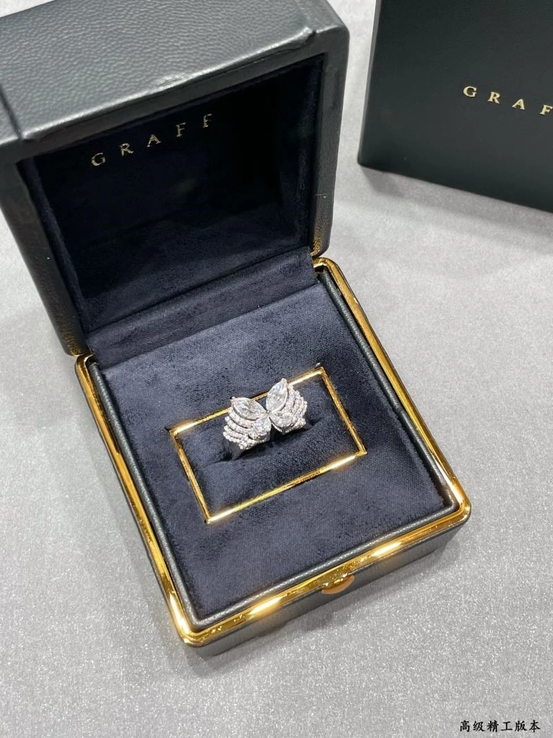 Top mirror Graff Rings