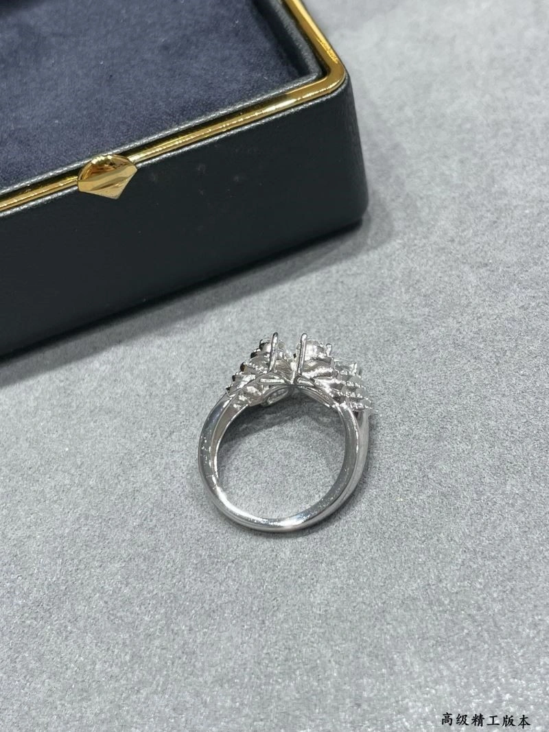 Top mirror Graff Rings