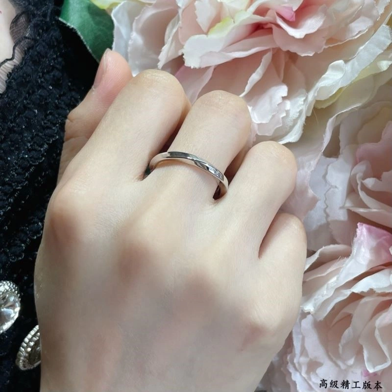 Top mirror Graff Rings