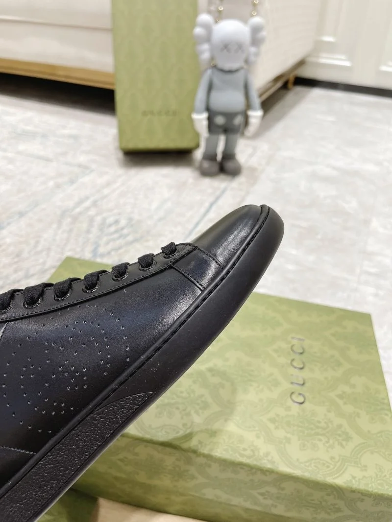 Bargain Gucci ACE Shoes