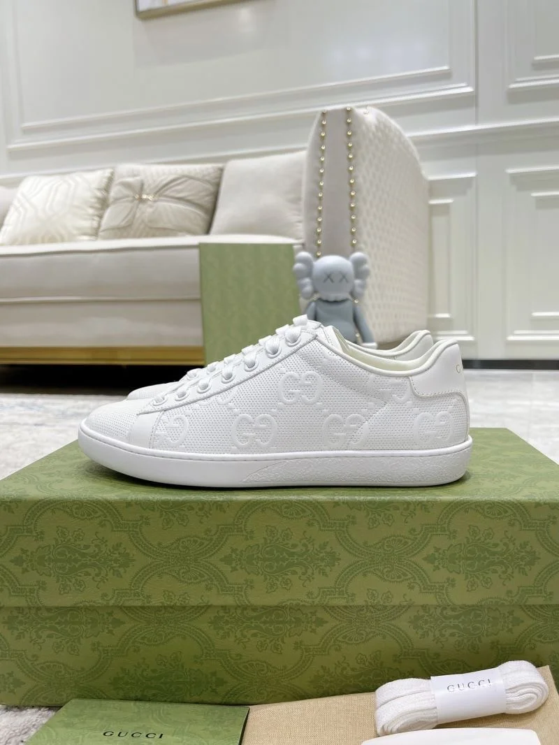 Bargain Gucci ACE Shoes