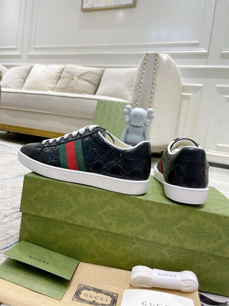 Bargain Gucci ACE Shoes
