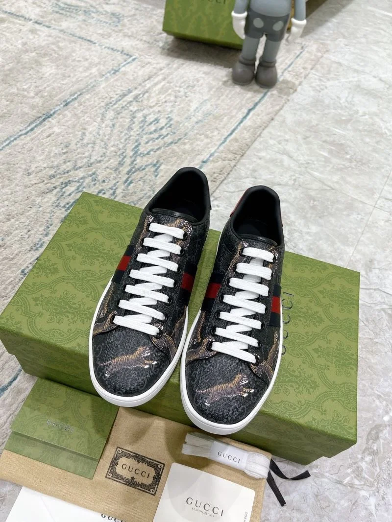 Accurate model Gucci ACE Shoes